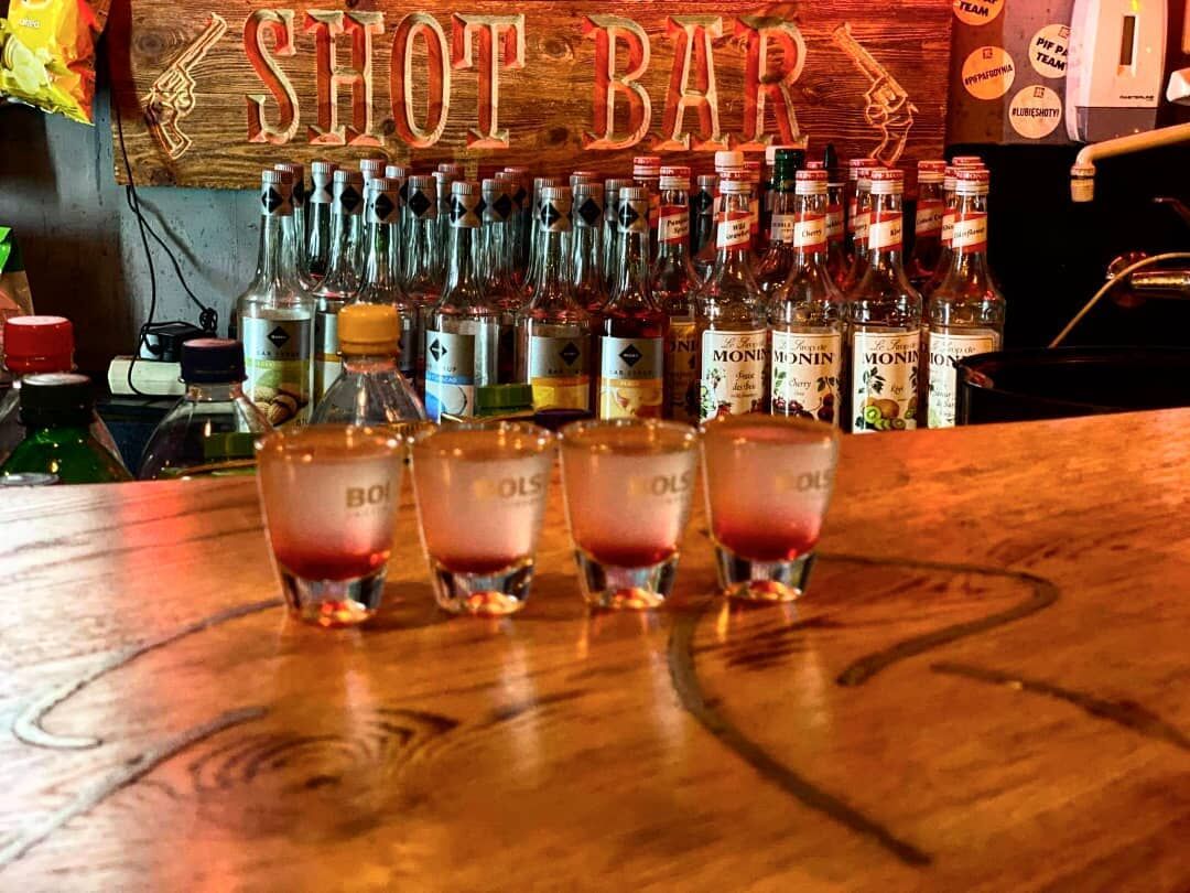 Pif Paf Pub - Gdynia | Bar blisko mnie | Rezerwuj teraz