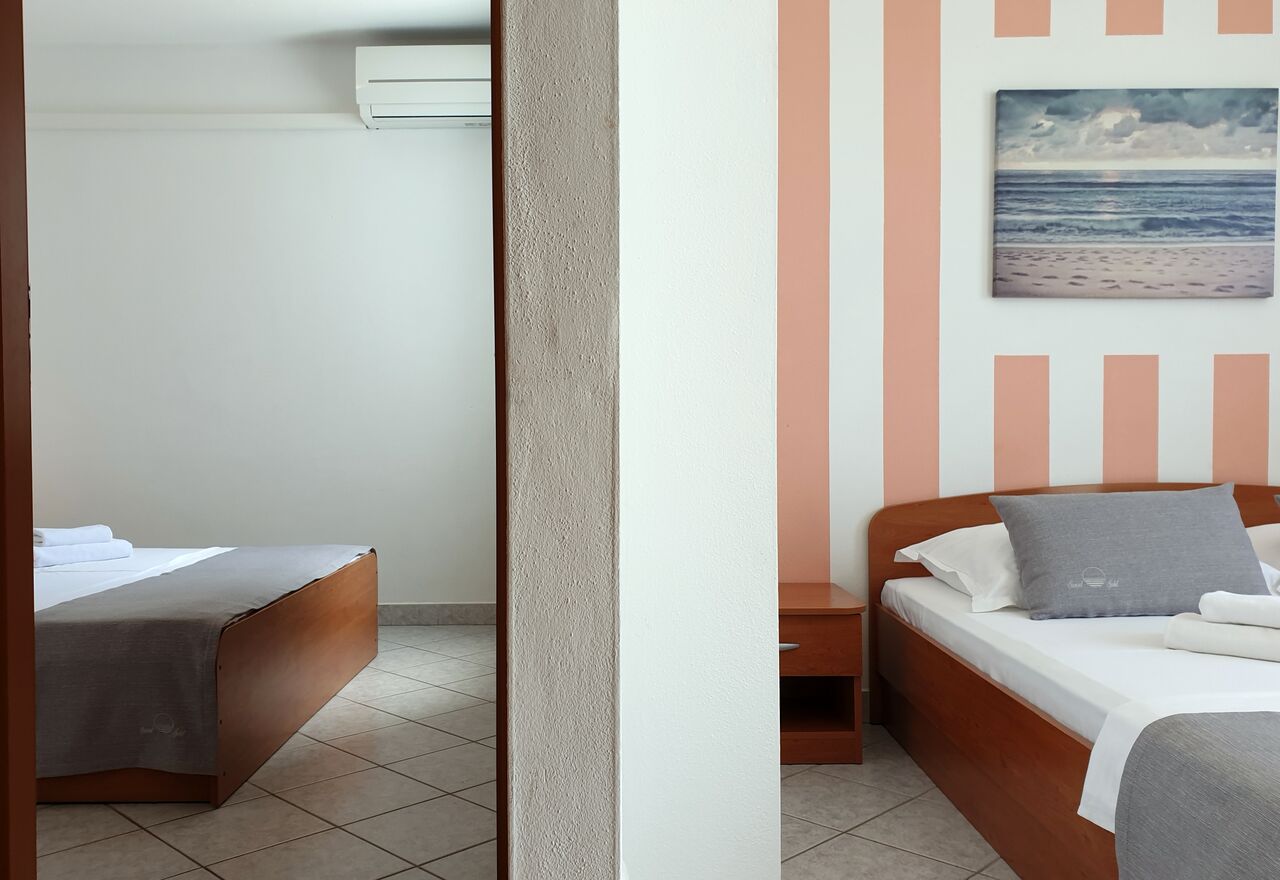 Sunset Split Rooms - Podstrana | Hotel near me | Book now