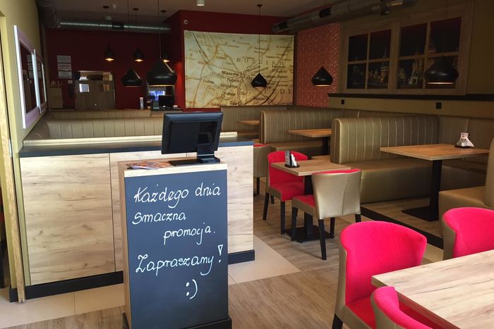 Pizzeria MOSKVA - Dąbrowa Górnicza | Restaurant near me | Book now