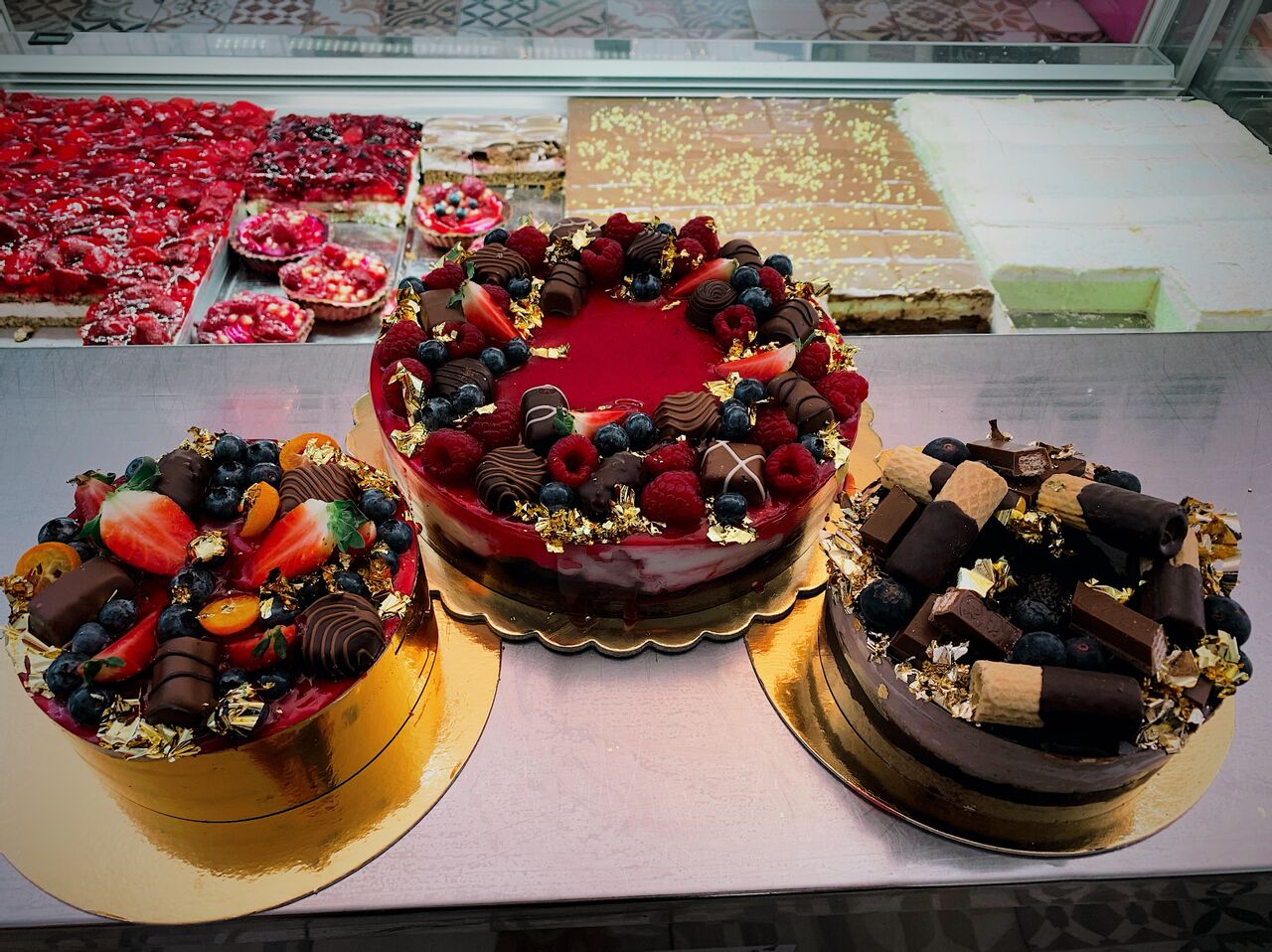 Cukráreň Amado - Cukráreň Bratislava | Chorvátska & Talianska kuchyňa v ...