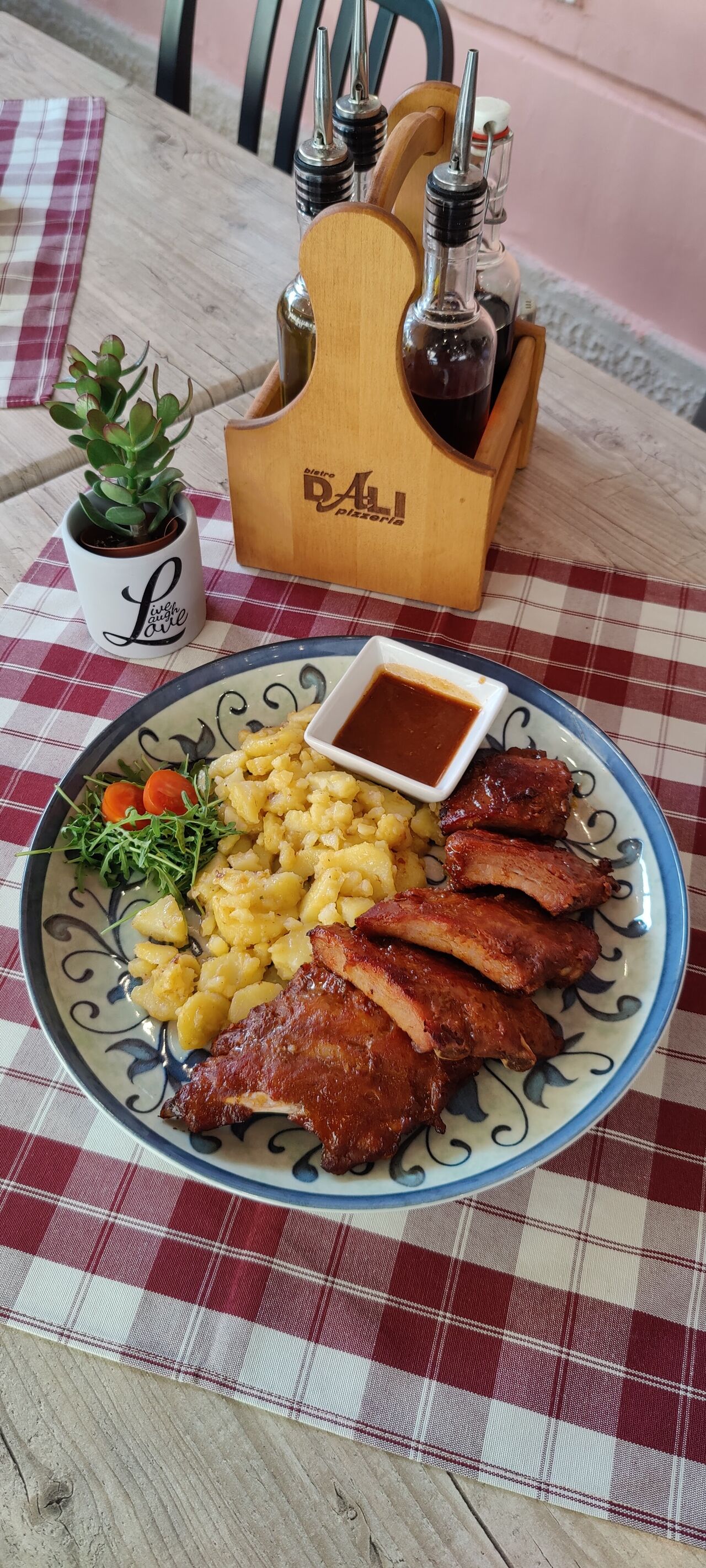 Pizzeria Dali - Poreč | Restaurant near me | Book now