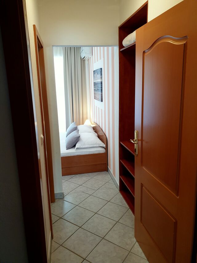 Sunset Split Rooms - Podstrana | Hotel near me | Book now