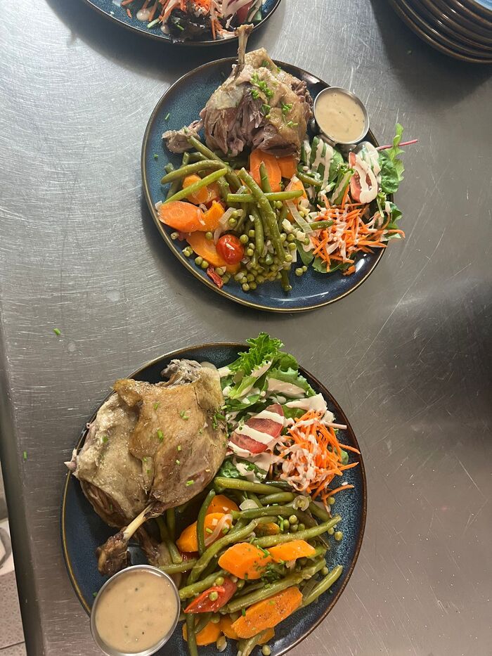 LA NEW CANTHA - MAUREPAS | French cuisine near me | Book now