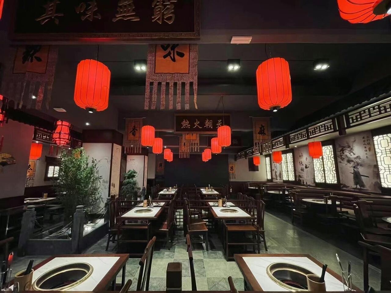 QUATTRO STAGIONI HOT POT - Roma | Asian cuisine near me | Book now