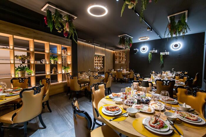 Mozi - Venezia | Restaurant near me | Book now