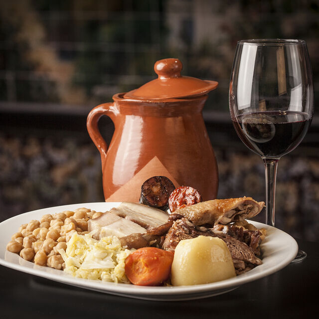 Taberna La Fragua de Vulcano - Madrid | Española cocina cerca de mí