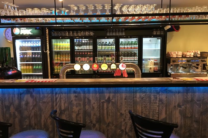 Alligator - Café Antwerpen | American cuisine near me | Book now