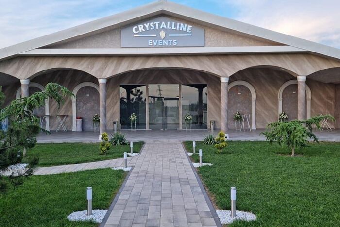 CRYSTALLINE EVENTS - Movilita | Romanian cuisine near me