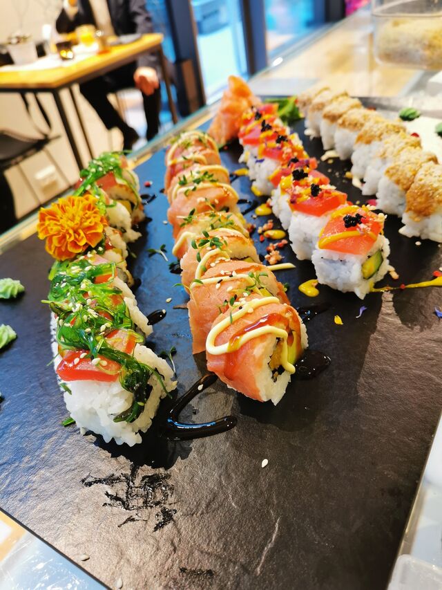 Fika Linz - Restaurant Linz | Asian, Austrian, Hawaiian, Italian ...