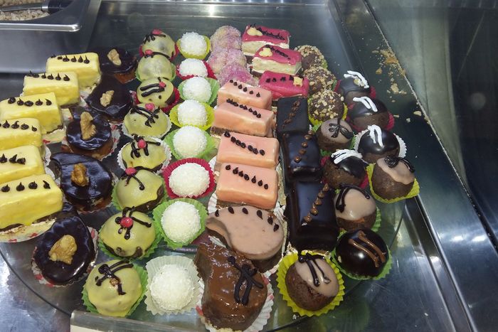 Slastičarna Hiki - Confectionery Zagreb | Croatian cuisine near me