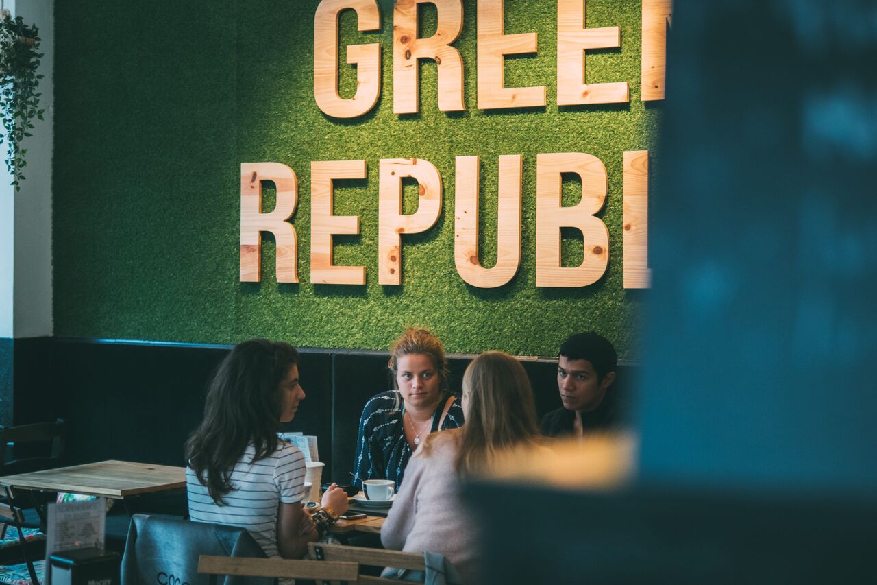 Green Republic - Restaurant Oviedo | Afghani, African, American ...