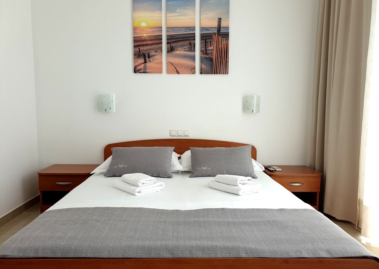 Sunset Split Rooms - Podstrana | Hotel near me | Book now