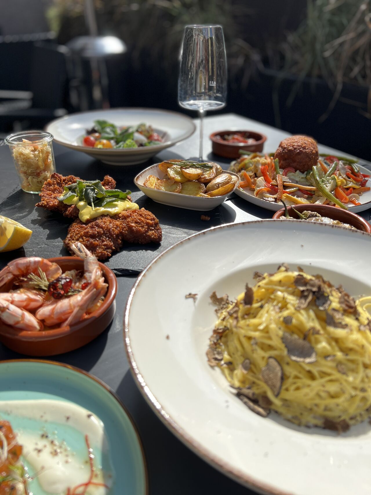 Jenka Restaurant & Bar - Düsseldorf | Ukrainische Küche in meiner Nähe ...