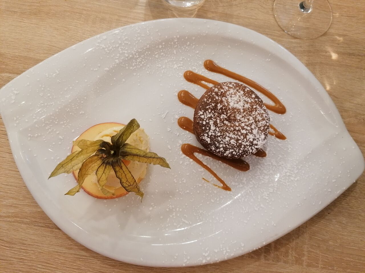 LES BOUCHEES DOUBLES - Objat | Française cuisine près de moi | Réserver ...