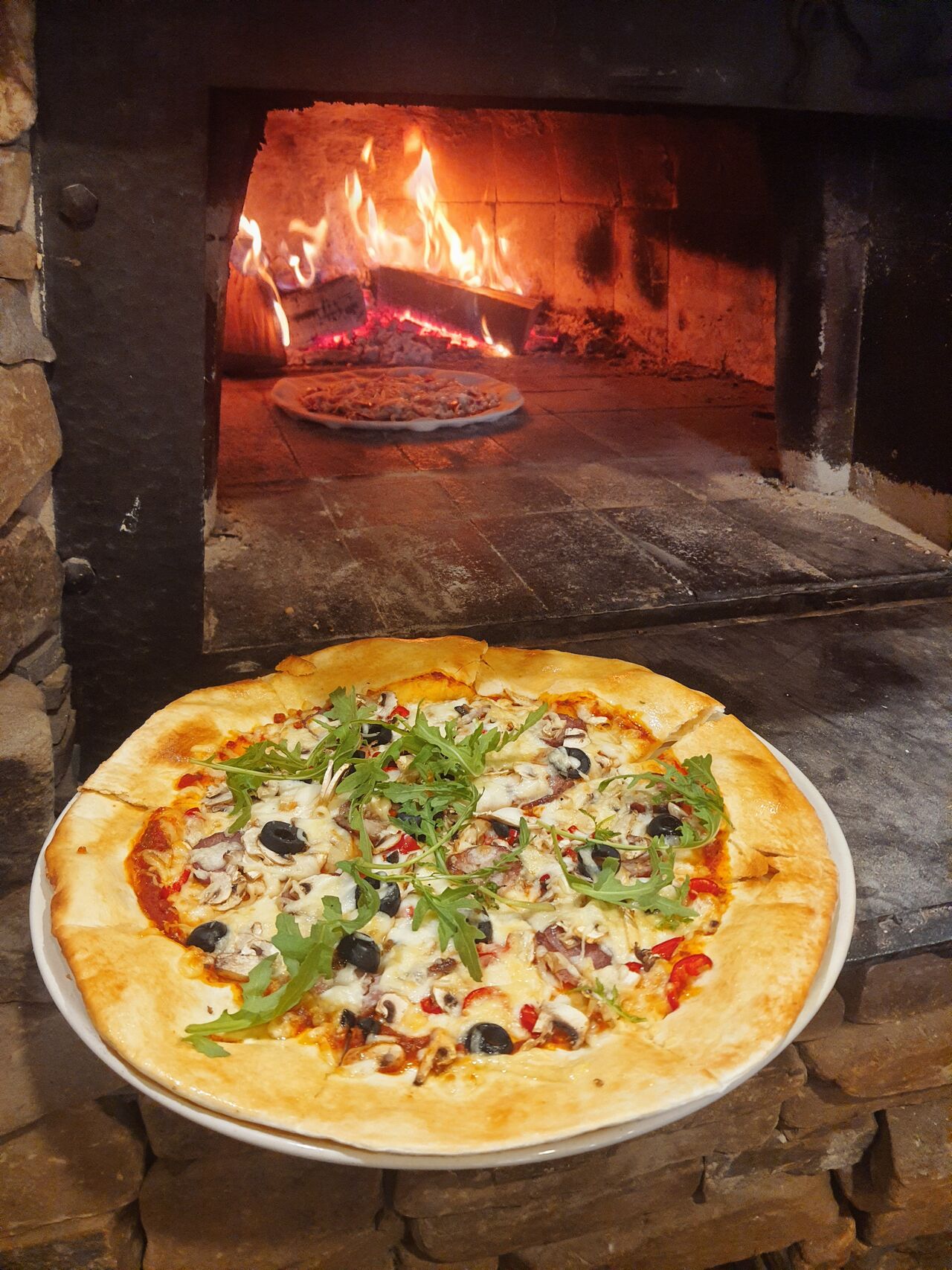 Gąsienicowo Kącina - Highlander Pizza - Kościelisko | Polish cuisine ...