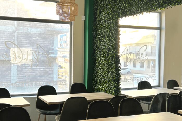 Alpha Café - Montijo | Diner near me