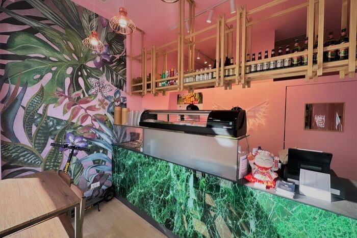 Momo Sushi - Venezia | Restaurant near me | Book now