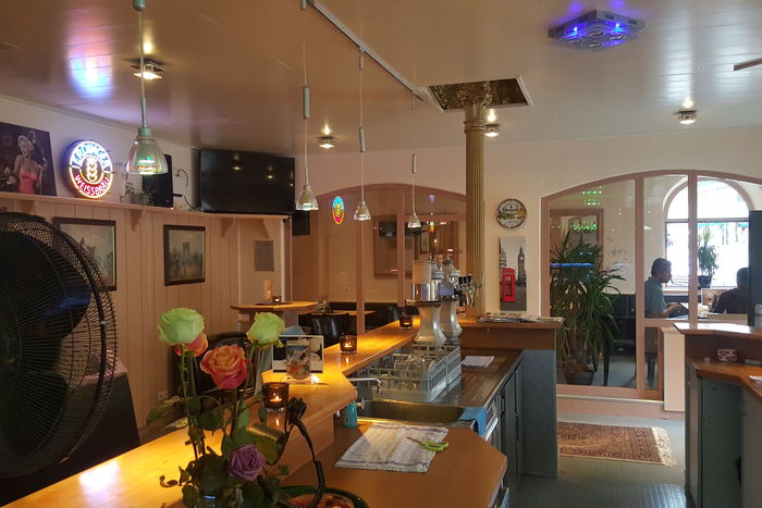 Queens Pub - Karlsruhe | Bar in meiner Nähe