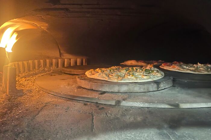 CESAR PIZZA - SIN LE NOBLE | Italian cuisine near me