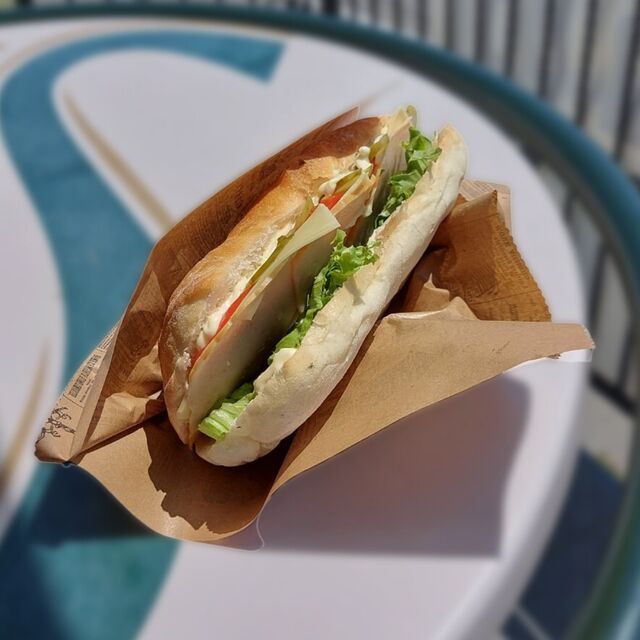 Fast Food RIVER - RIJEKA | Bar near me | Book now