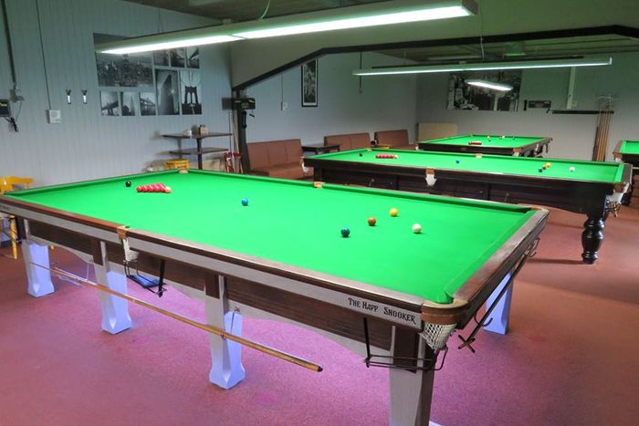 Happy Snooker - Café Hasselt | Belgian cuisine near me | Book now