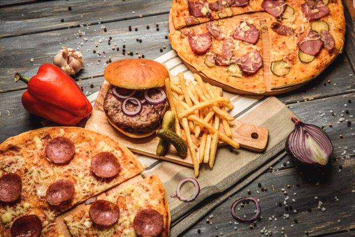 PIZZA & BURGER - Diner Seefeld in Tirol | American, Austrian, Balkan ...