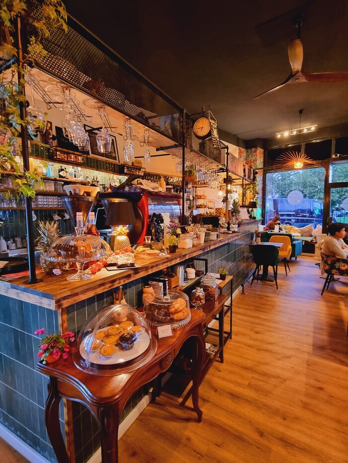 Le Petit Cafe Ost - Frankfurt am Main | Internationale Küche in meiner Nähe | Jetzt reservieren