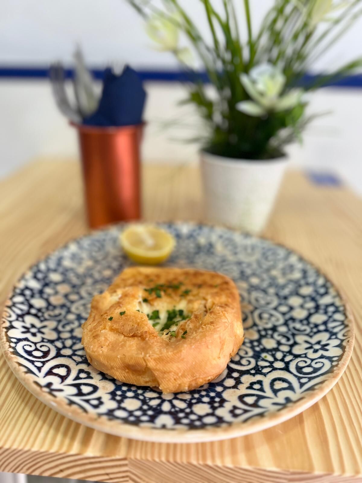 Zorba Comida Griega - Madrid | Greek cuisine near me | Book now