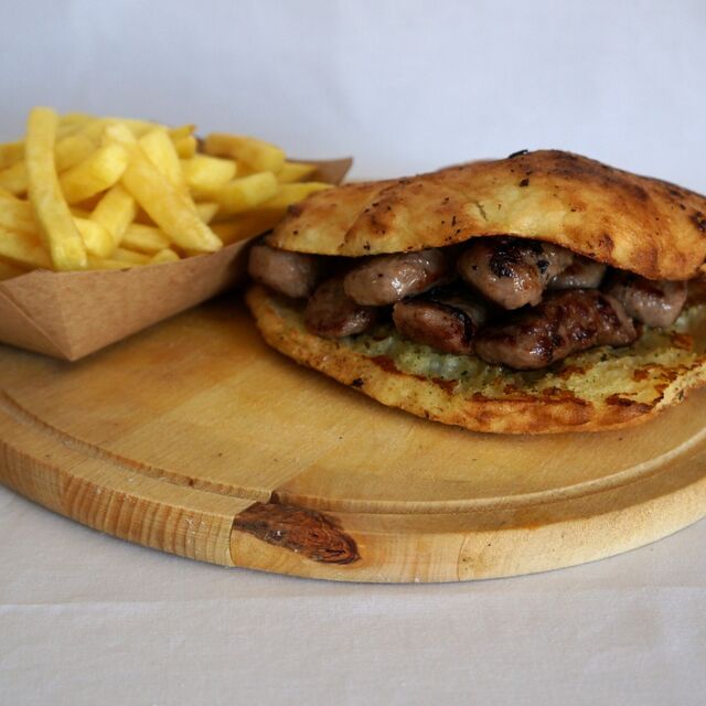 Fast Food RIVER - RIJEKA | Bar near me | Book now