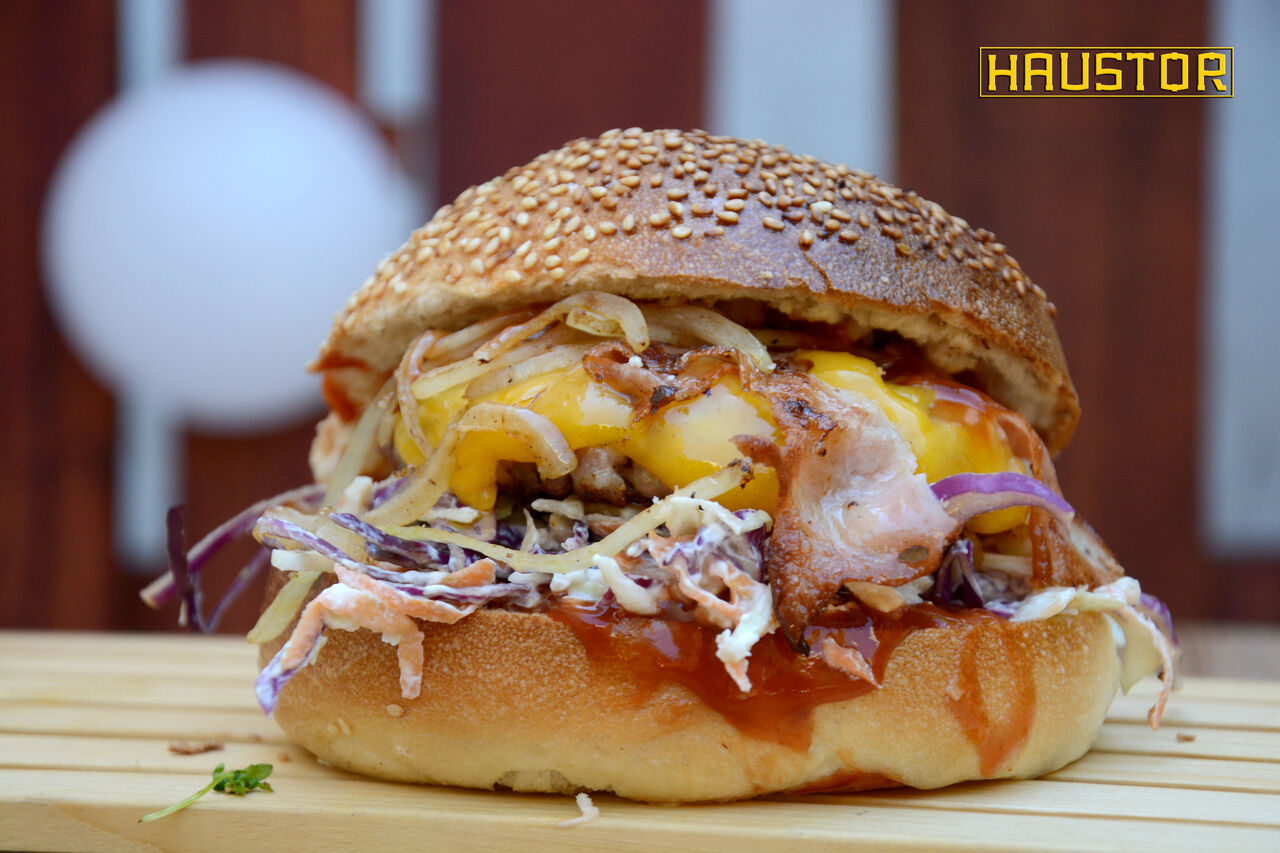 CAFFE BAR & BISTRO HAUSTOR - Varaždin | Bistro near me | Book now