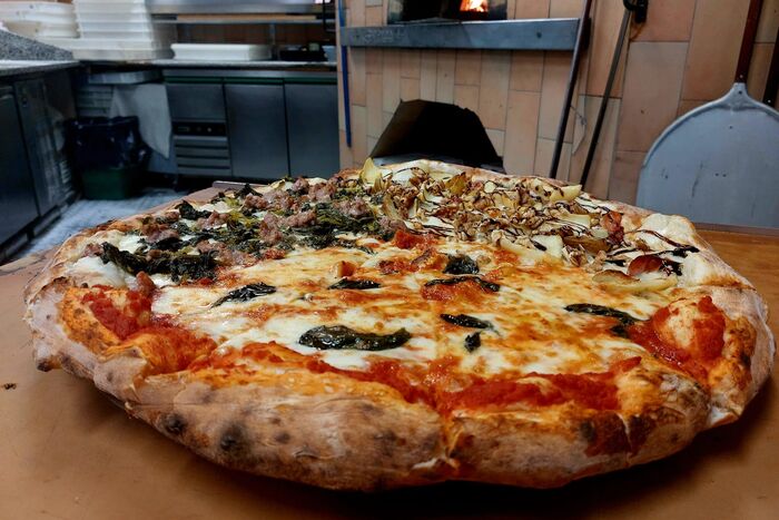 Il Castello Pizzeria D'asporto - Zola Predosa | Italian cuisine near me ...