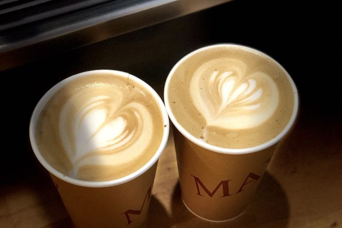 Cafe MAY - Hamburg | Café in meiner Nähe | Jetzt reservieren