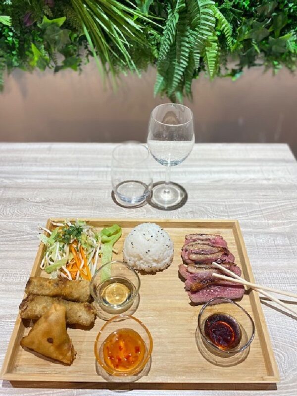 FUSION D ASIE - EAUNES | Asiatique cuisine près de moi | Réserver ...