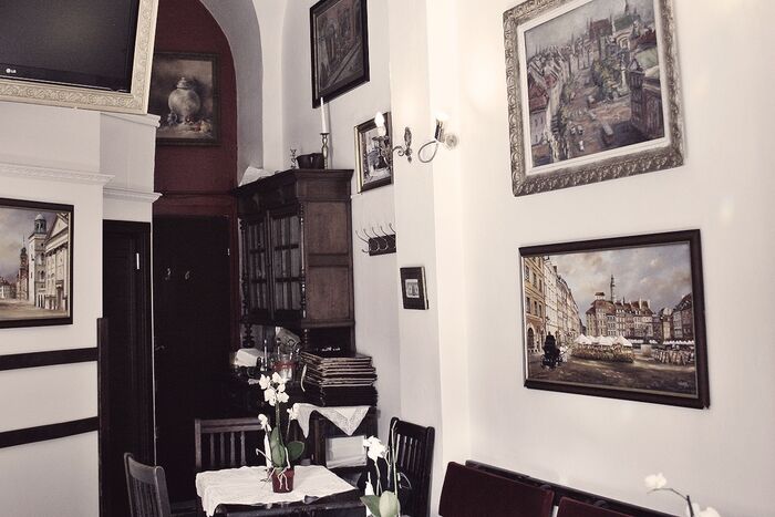 RESTAURACJA PORTRETOWA - Warszawa | Polish cuisine near me | Book now